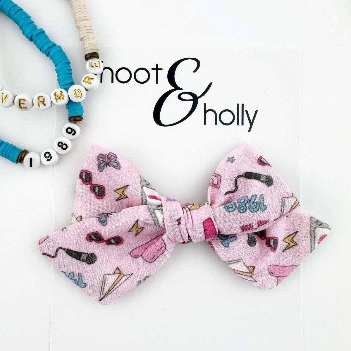 Victoria Bow - Eras on Pink – Hoot & Holly